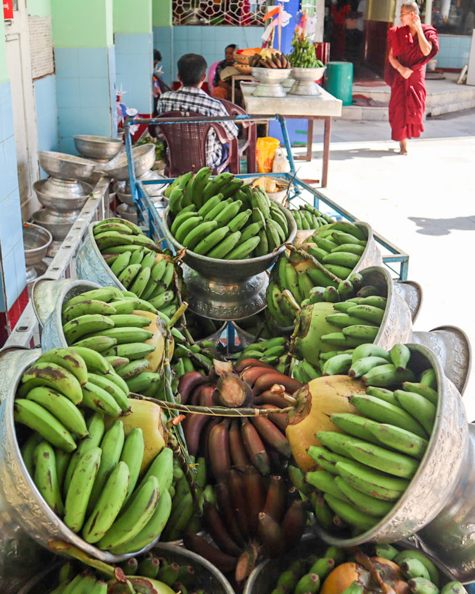 One Day In Yangon Myanmar: Markets, Pagodas, and Street Food