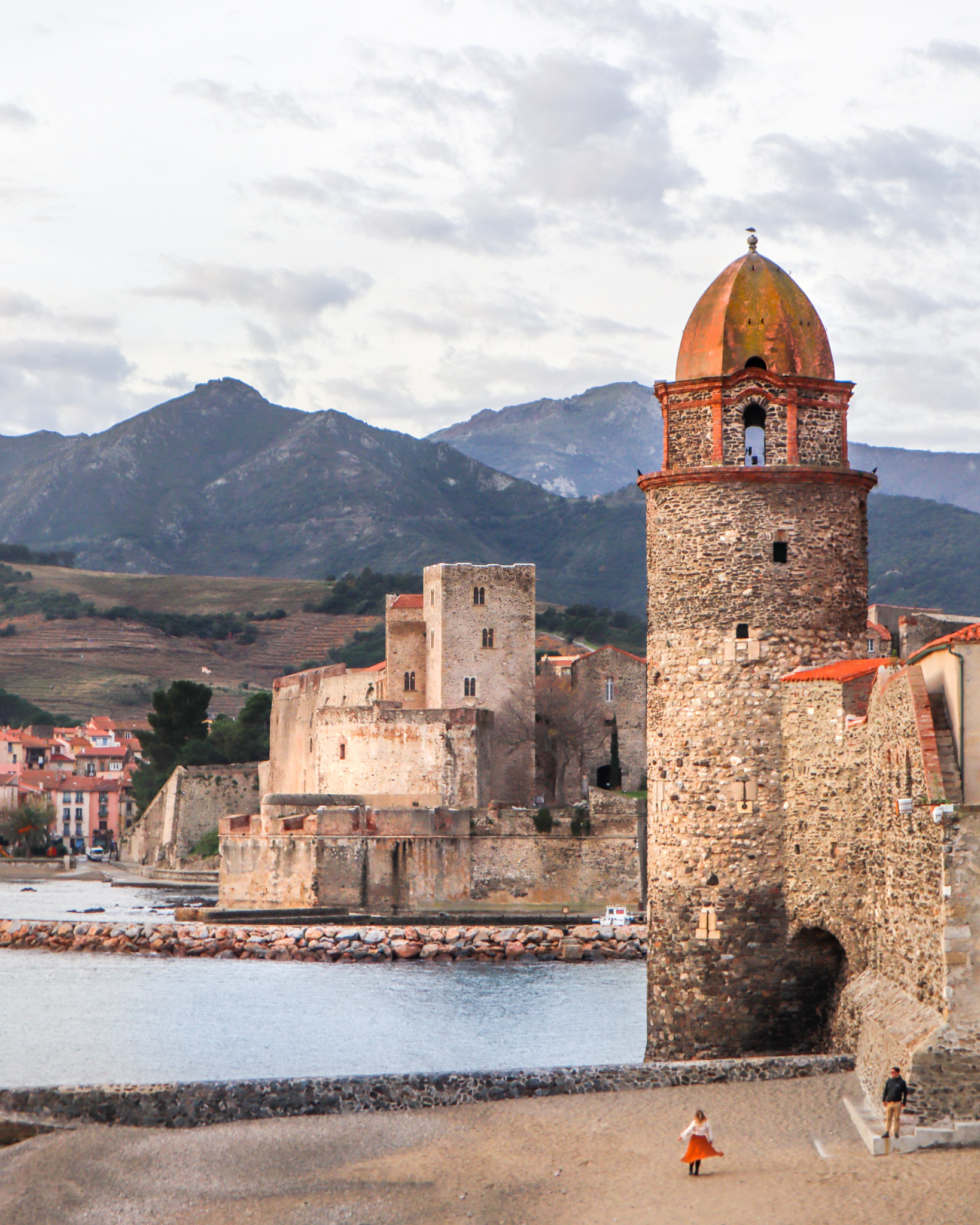 Collioure France: Travelers Guide to the Colorful Seaside Town