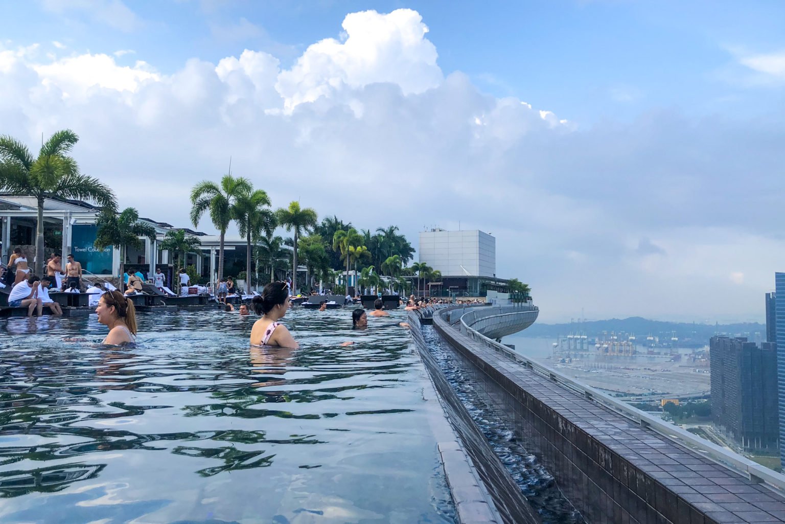 Marina Bay Sands Infinity Pool Singapore: Is It Worth The Hype?