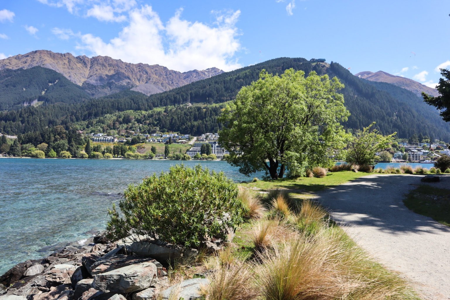 Day Trip from Queenstown to Arrowtown NZ (The Gold Mining Village)