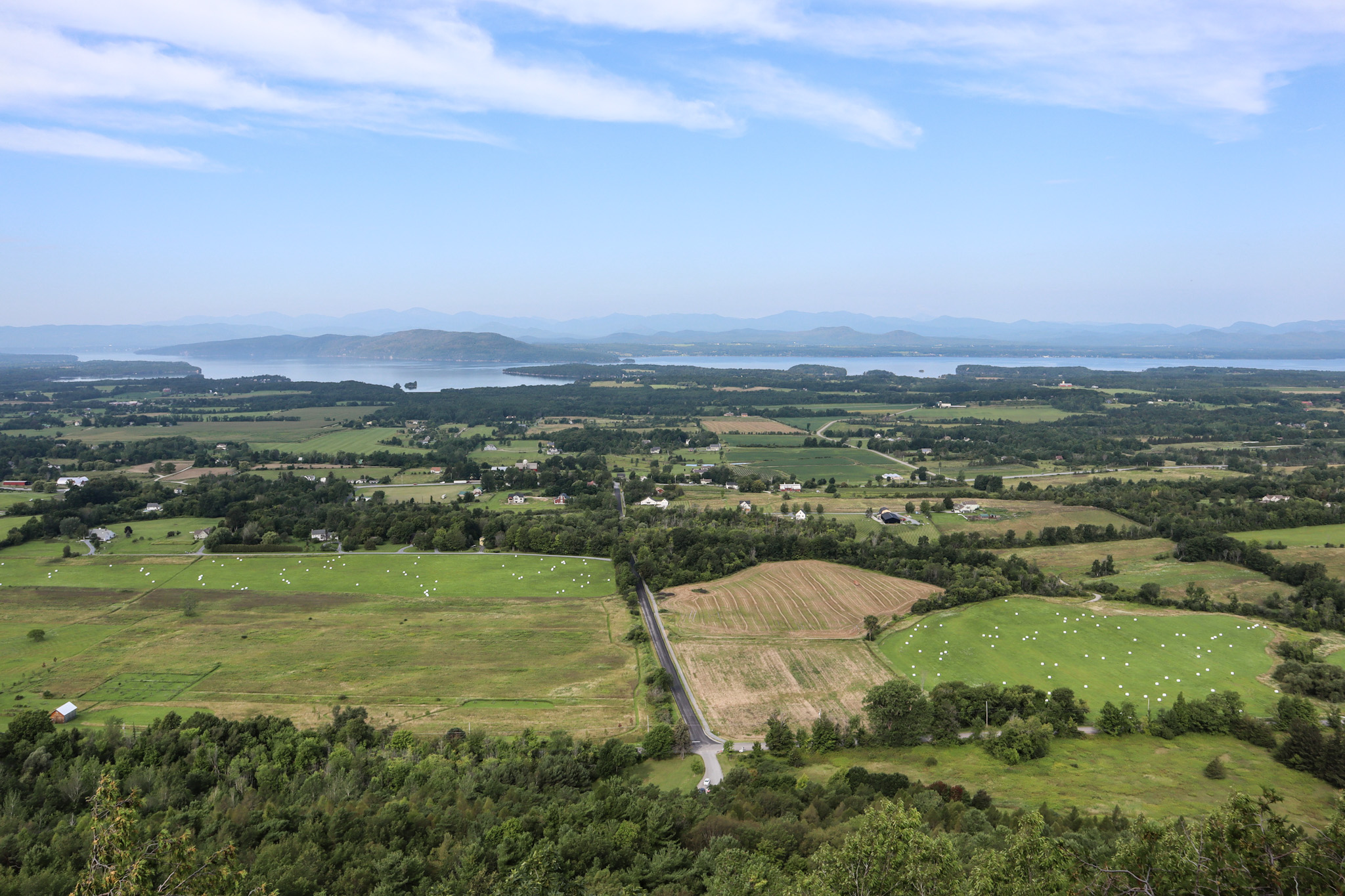 Mount Philo: Fun & Helpful Tips for the Easy Vermont Hike