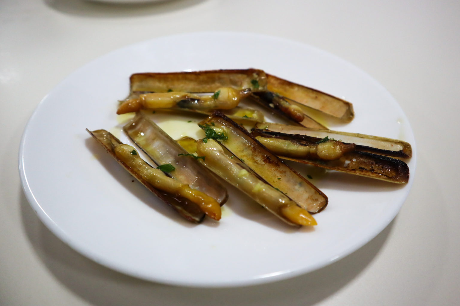 How to Find the Best Granada Tapas Bars (Local Favorites!)