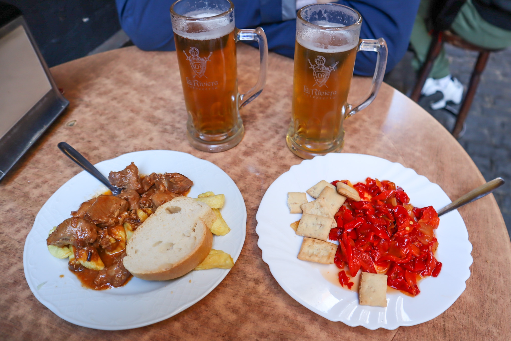 How to Find the Best Granada Tapas Bars (Local Favorites!)