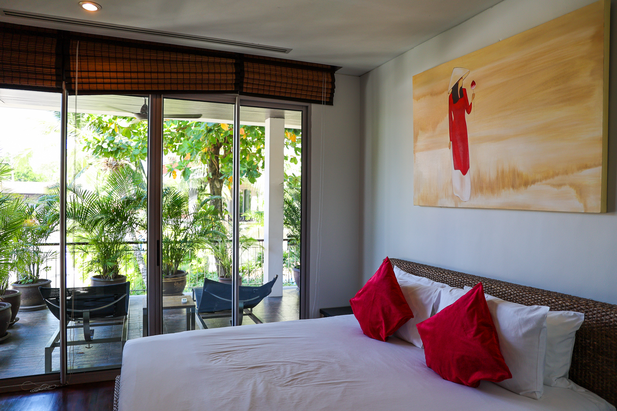 20 Super Helpful Airbnb Host Tips From Seasoned Travelers