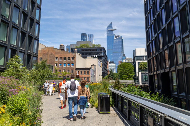 High Line New York City: Manhattan's One of a Kind Walking Path