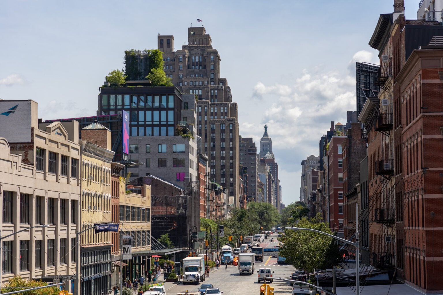High Line New York City: Manhattan's One of a Kind Walking Path