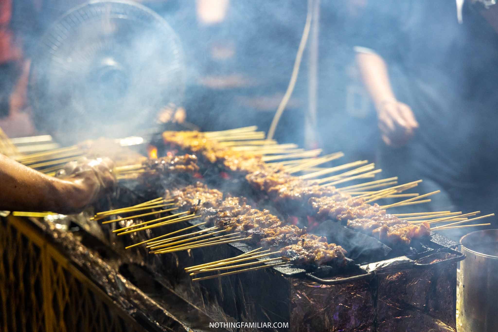 Why Singapore Satay Street & Lau Pa Sat is a Food Lovers Dream!