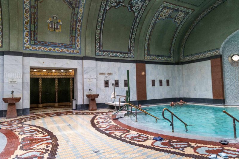 5 Top Tips For Visiting the Gellert Baths in Budapest
