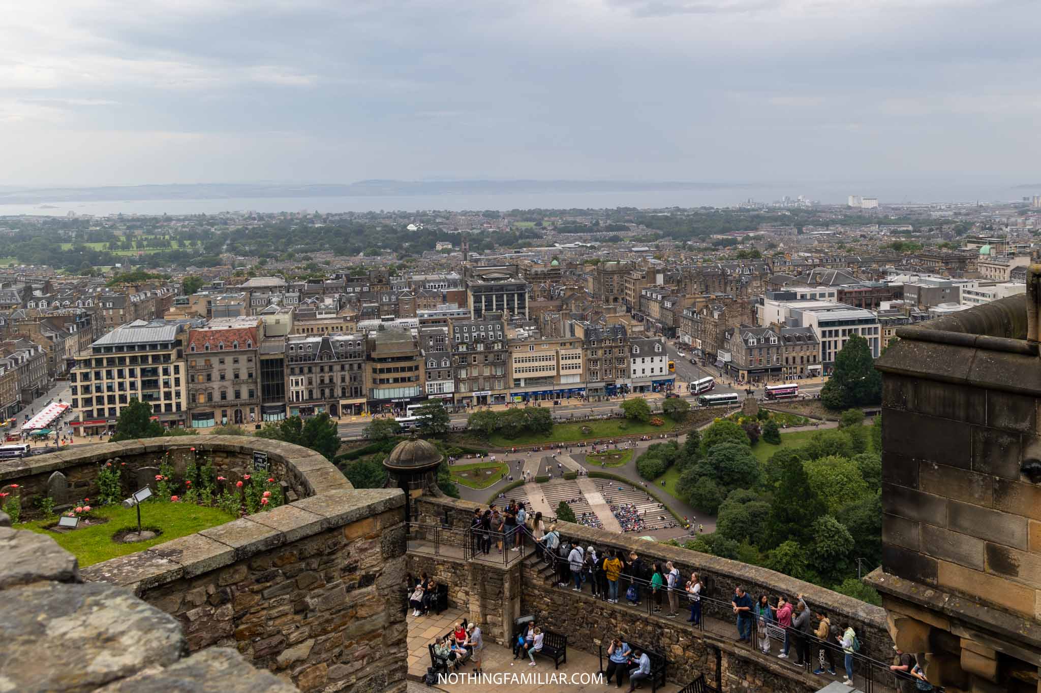 5 Essential Tips for Visiting Edinburgh Castle in Scotland