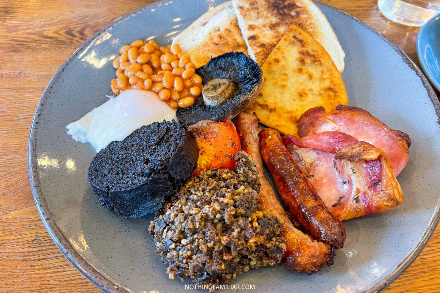 26 Best Scotland Food Specialties to Try On Your First Visit