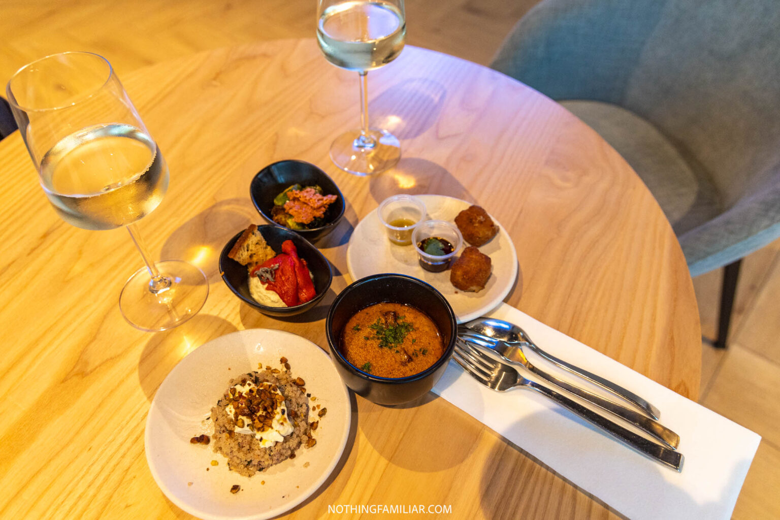 Is Chase Sapphire Lounge Boston Worth the Hype? Our Review!